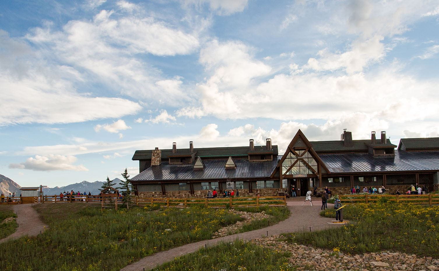 Sundeck Restaurant Summer Information | Aspen Mountain Dining | Aspen ...